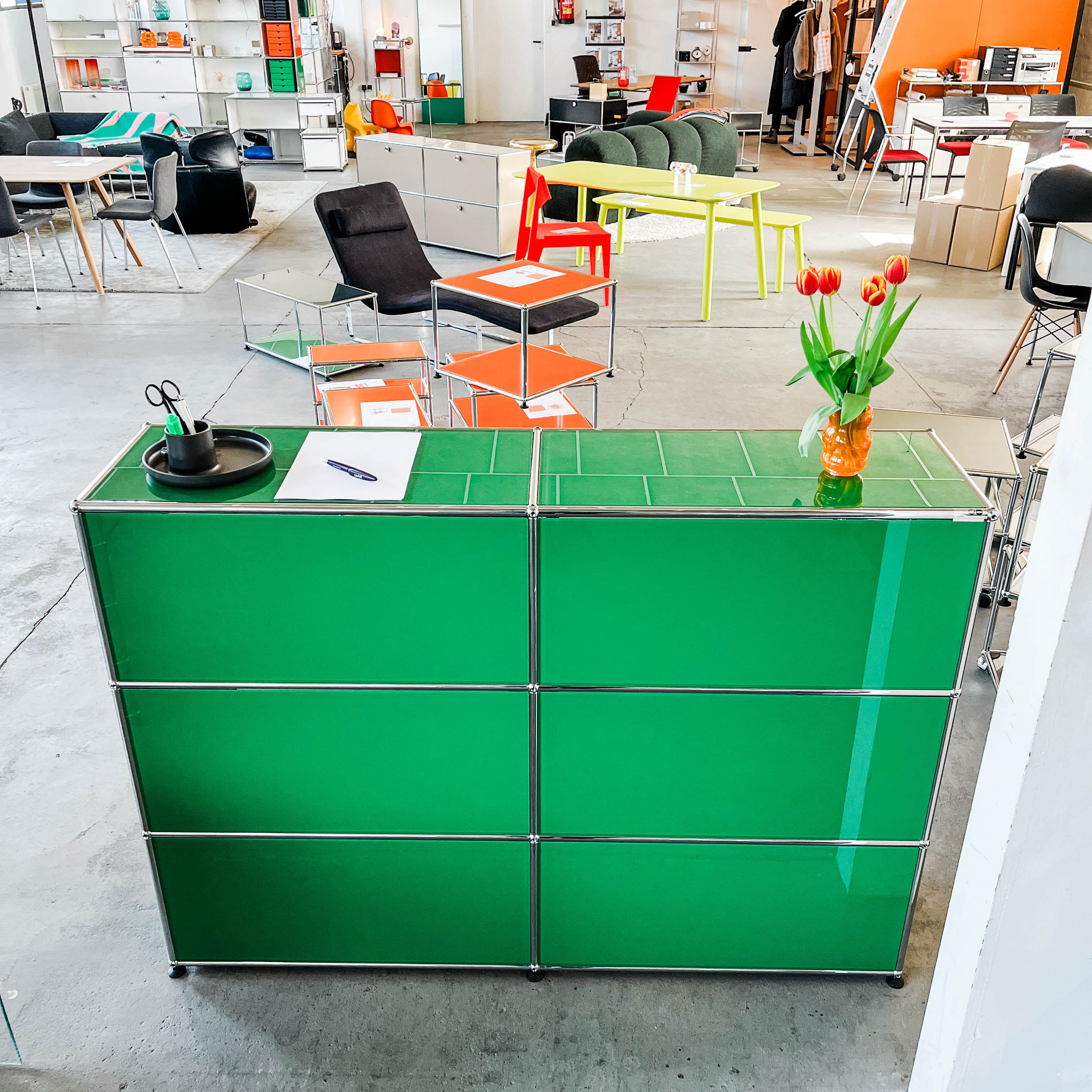 USM Haller - Theke - Grün - Glas/Metall - gebrauchter TOP Zustand