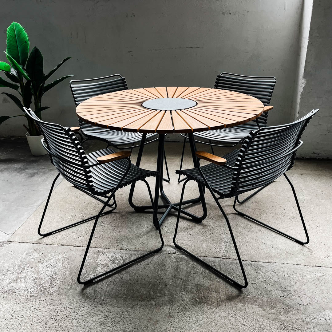 HOUE - Circle Dining Table Bamboo - ⌀ 110 cm - bis 6 Personen - rund